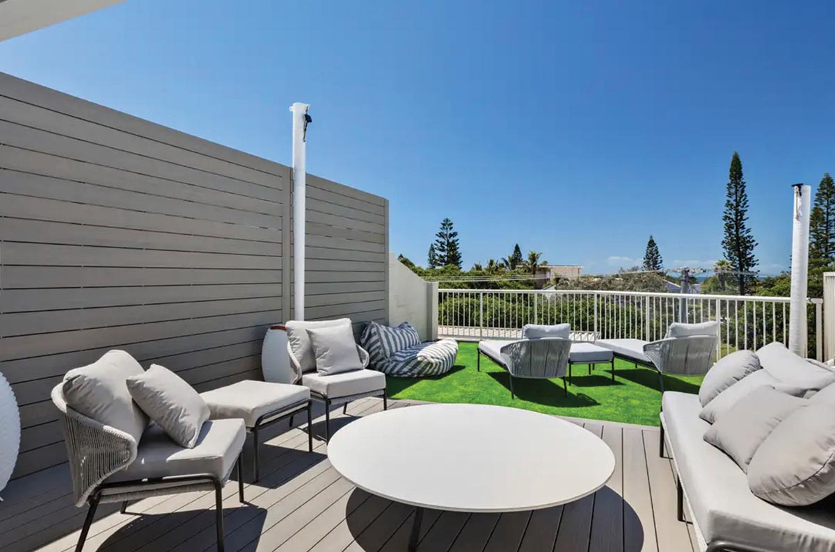 Rooftop Apartment | Ship-Your-Reno